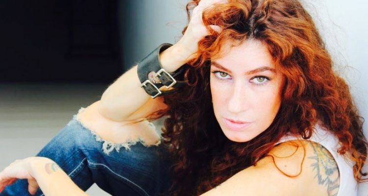 INTERVIEW WITH VICTORIA DE MARE - The Movie Elite