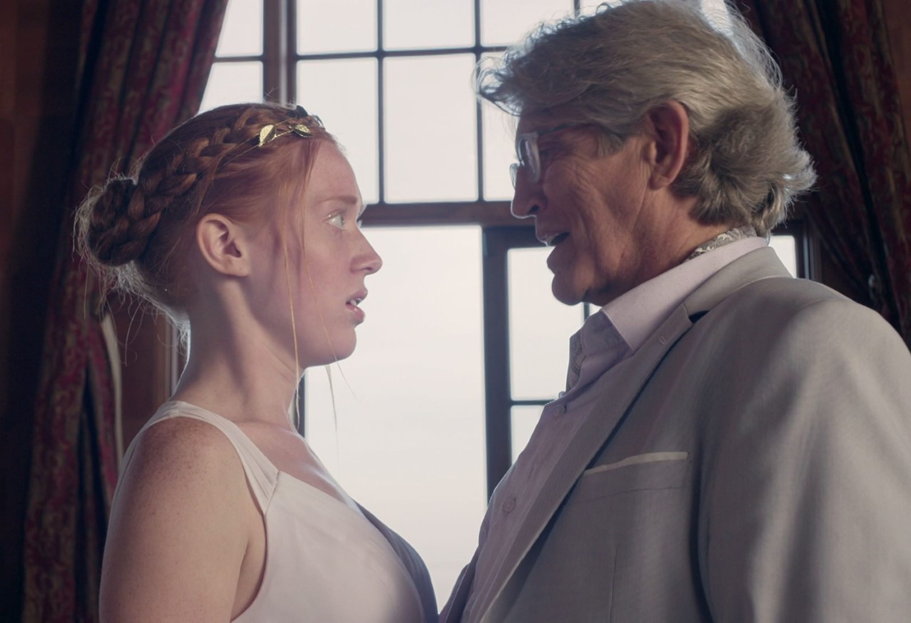 INTERVIEW WITH CHLOE RAY WARMOTH - The Movie Elite